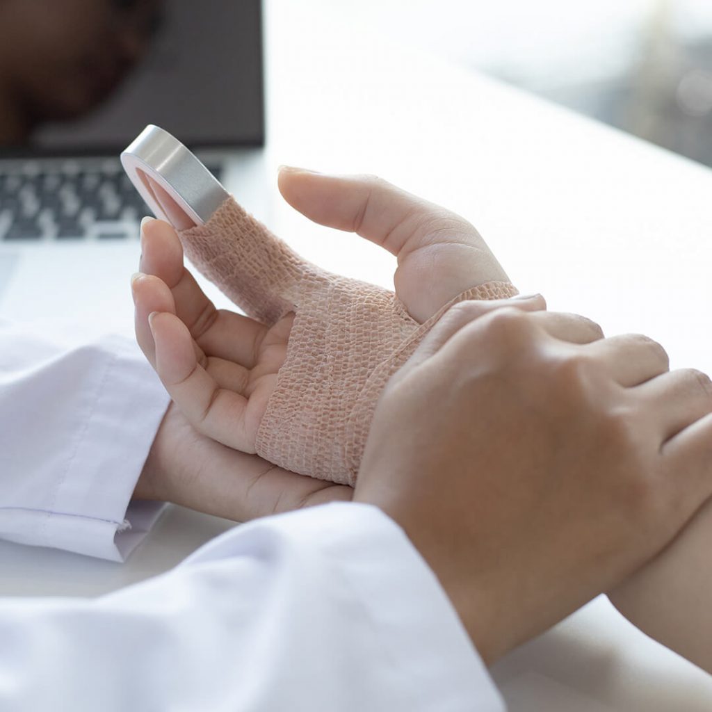 Jersey Finger Injury: Prevention and Treatment | Orlin & Cohen ...